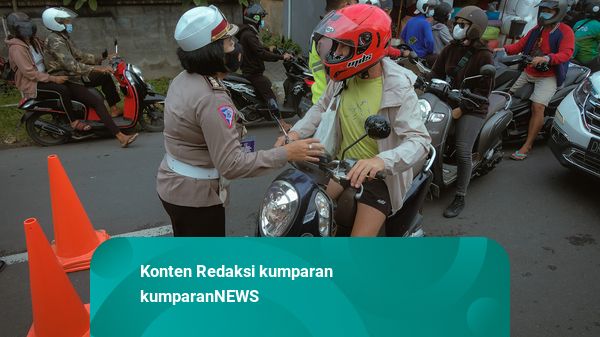 32 WNA di Bali Langgar Prokes, Didenda Rp 1 Juta hingga Terancam Dideportasi | kumparan.com